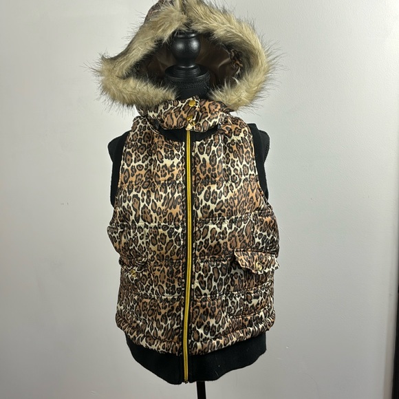 Newport News | Jackets & Coats | Newport News Brand Polyester 2 Pocket Zip Front Leopard Print ...
